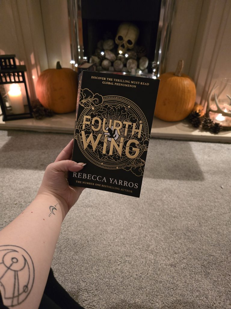 Fourth Wing by Rebecca Yarros | Book Review - Louna Stone Author